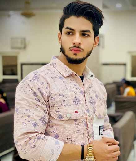 23 Best Hairstyles For Men In India (Updated 2024)